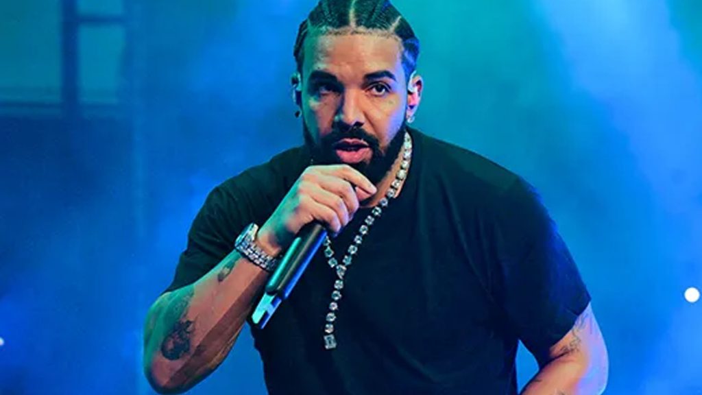 Who Is the Instagram Model Hot Sauce? Behind Drake and Model Hot Sauce ...
