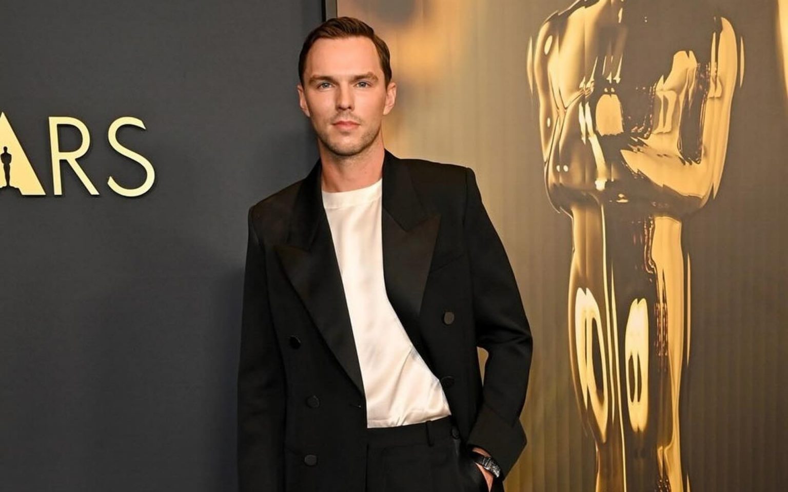 Nicholas Hoult’s Family Life — Know His Parents And Siblings