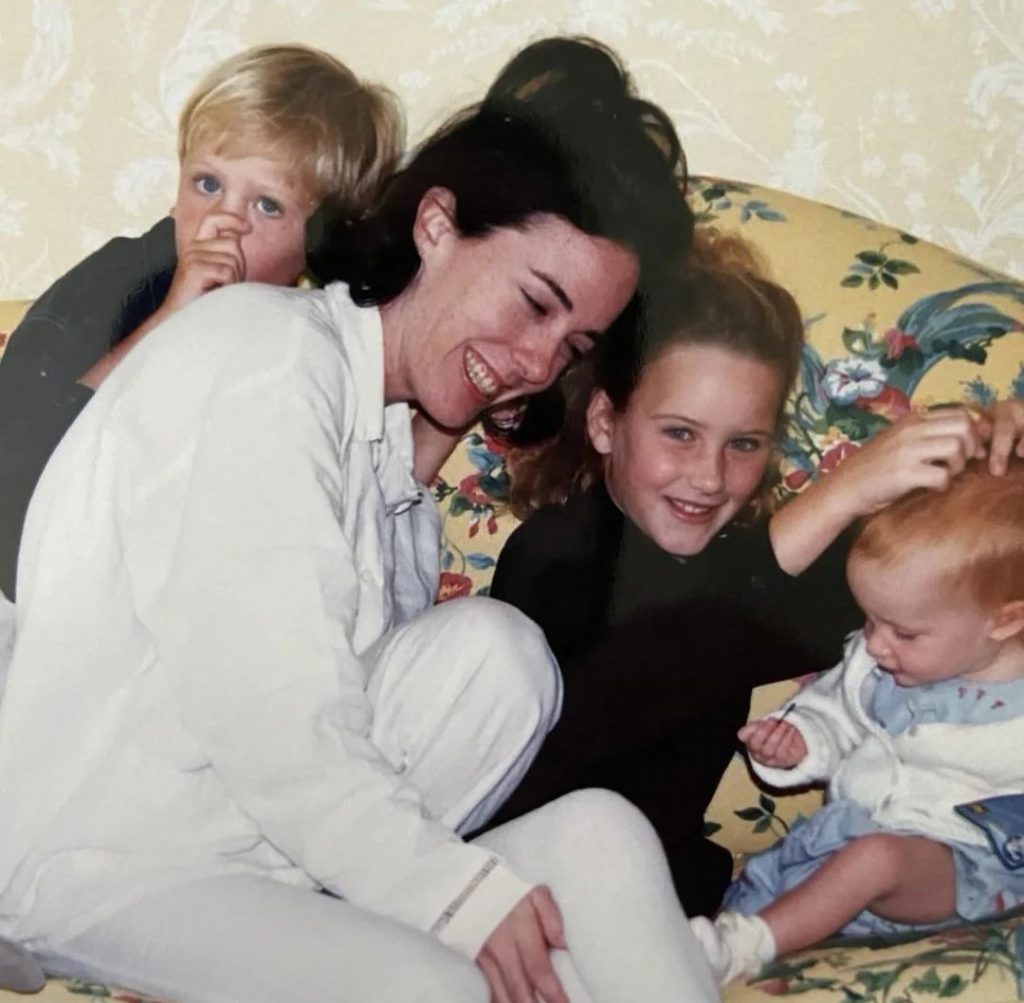 Is Rachel Brosnahan Jewish? Her Ethnicity And Family Life